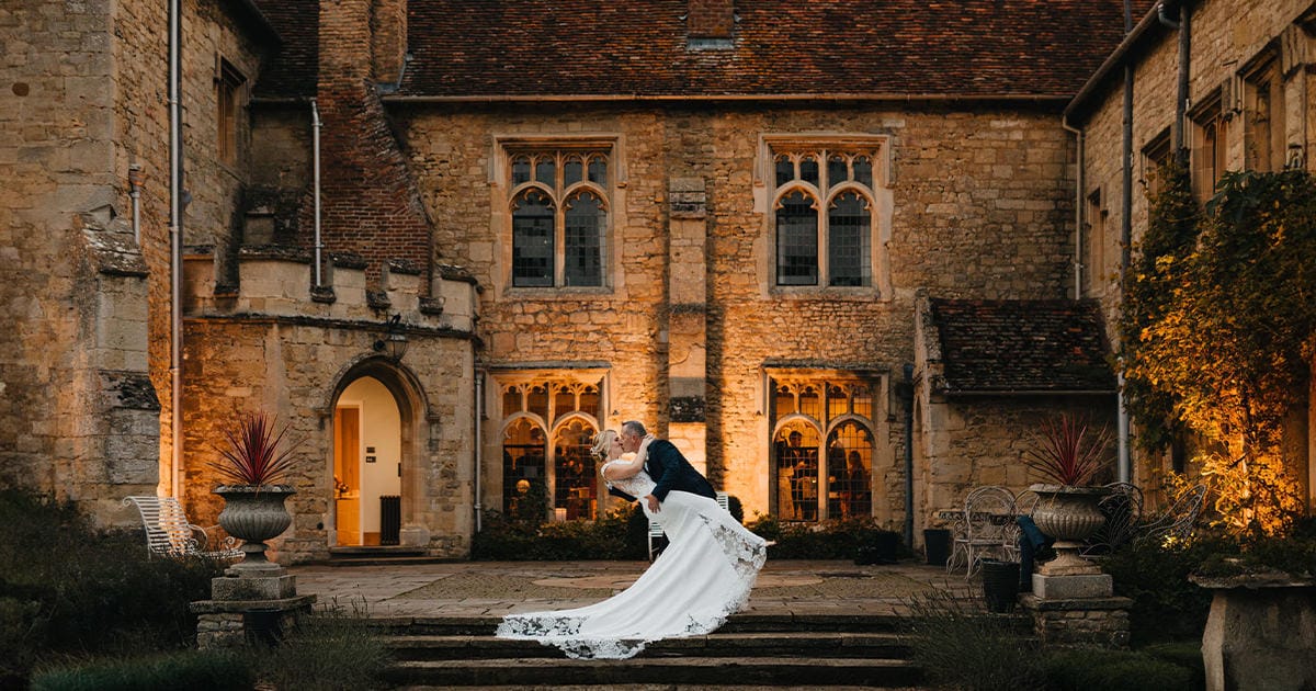 Notley Abbey Wedding | Dazzling Barn Wedding - Natural wedding ...